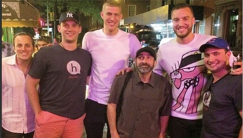 Archie Dunks and Plumlee Meets a Comedian | Phoenix Suns