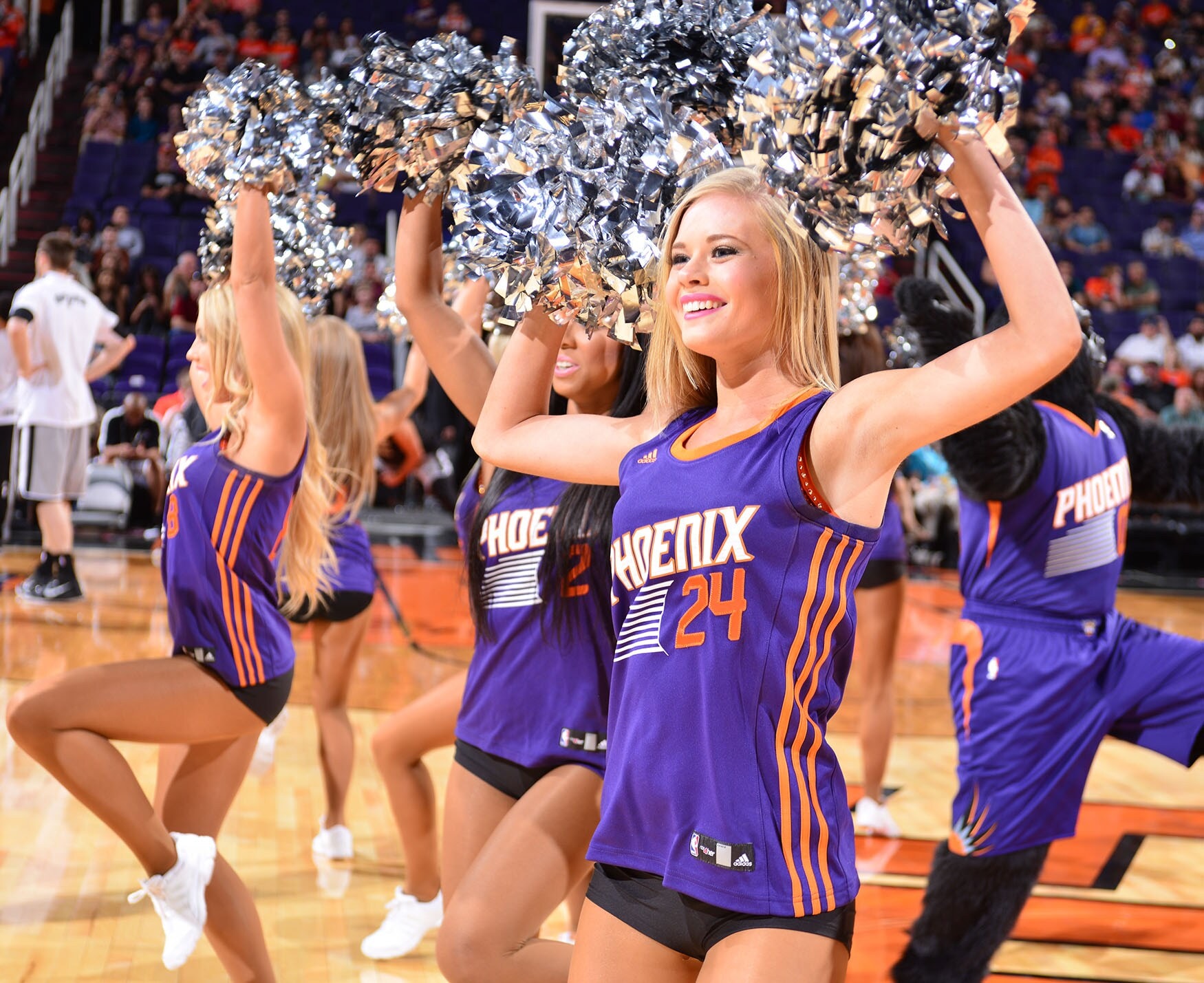Suns Dancers: Tiffani | Phoenix Suns