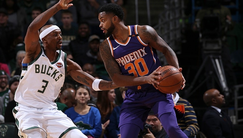 Troy Daniels Breaks Suns Franchise Record vs Bucks | Phoenix Suns