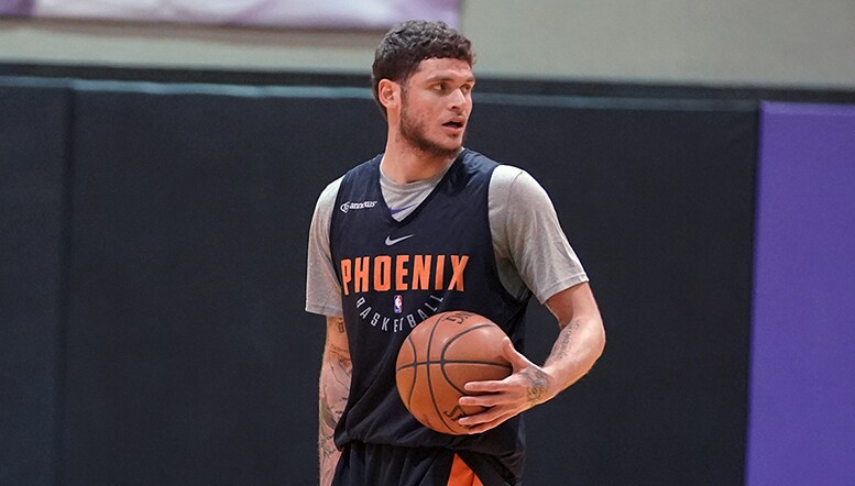 Tyler Johnson Brings Versatility, Leadership and Playoff Experience to ...