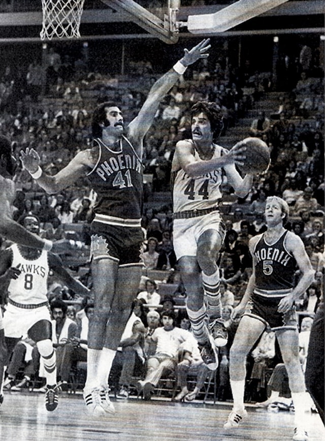 Remembering Neal Walk Photo Gallery | NBA.com