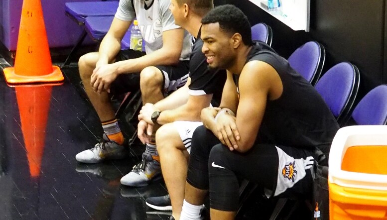 Warren Runs for First Time in Four Months | Phoenix Suns