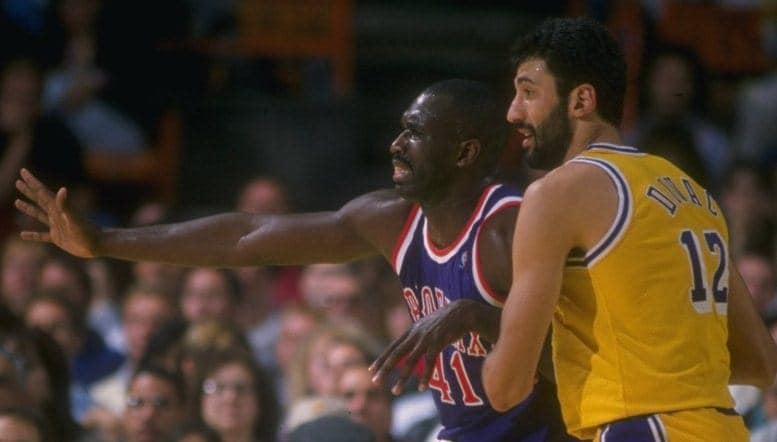 Suns Throwback: Phoenix Big Man Trumps Lakers | Phoenix Suns