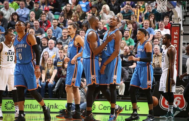 Thunder at Jazz - Dec. 11, 2015 Photo Gallery | NBA.com