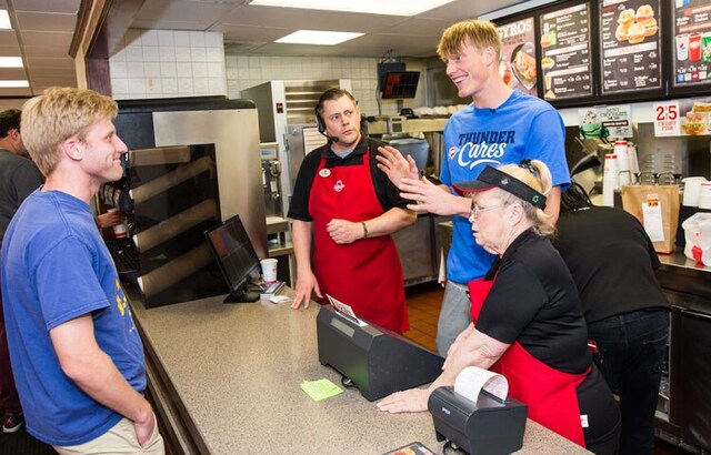 Thunder Acts of Kindness in Photos Photo Gallery | NBA.com