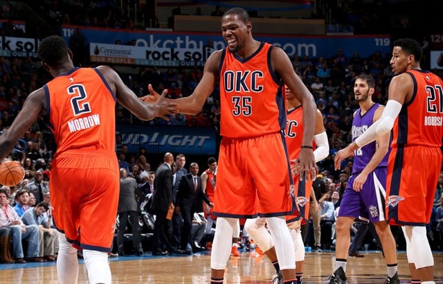 Thunder vs. Kings - Dec. 6, 2015 Photo Gallery | NBA.com
