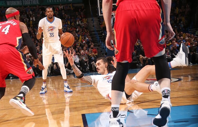 Thunder vs. Pelicans - Feb. 11, 2016 Photo Gallery | NBA.com