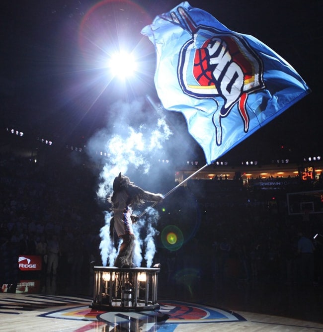 Thunder vs Kings - In-Arena Sights and Sounds Photo Gallery | NBA.com