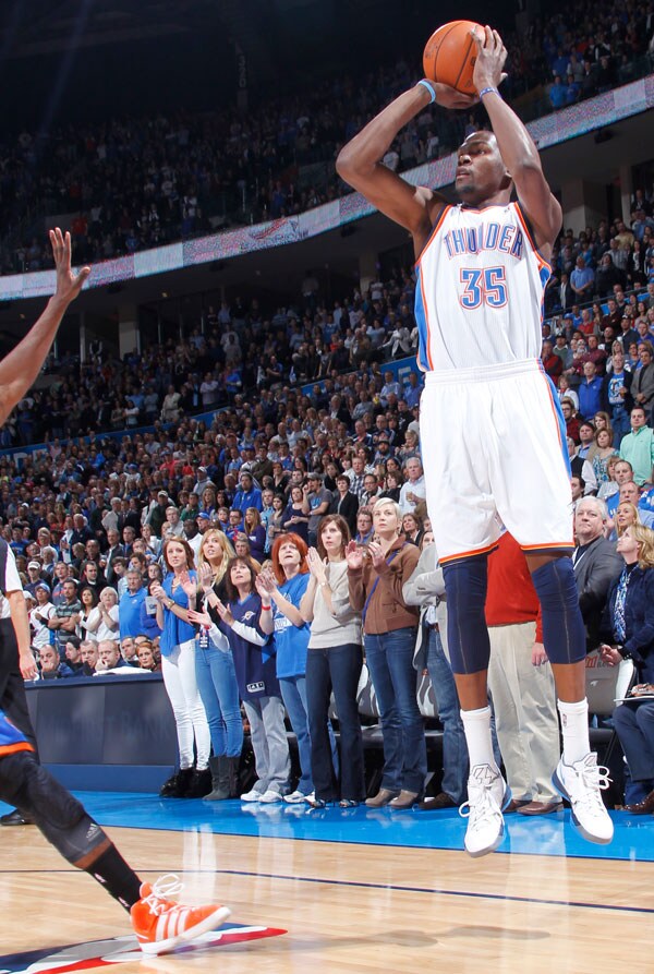 Thunder vs. Knicks - 1/14/2012 Photo Gallery | NBA.com