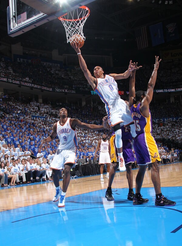 Thunder Vs Lakers Game 2 May 16 2012 Photo Gallery