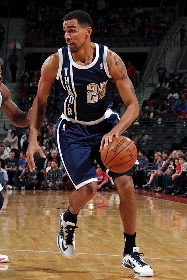 2013-14 Player Gallery: Thabo Sefolosha Photo Gallery | NBA.com