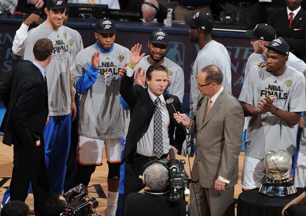 Trophy Presentation Photo Gallery | NBA.com