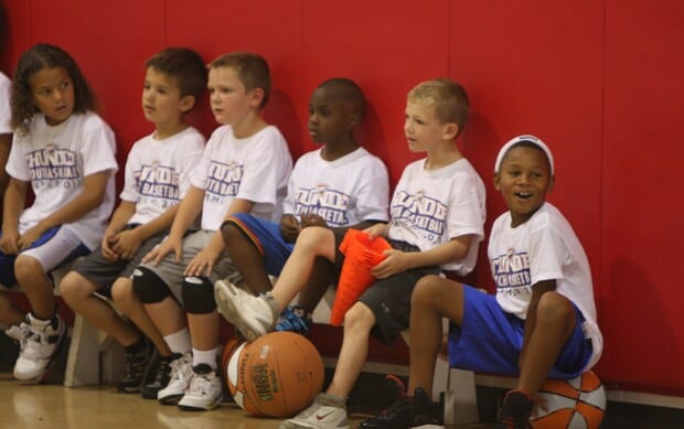 Royal Ivey, Mark Bryant Visit Youth Basketball Photo Gallery | NBA.com
