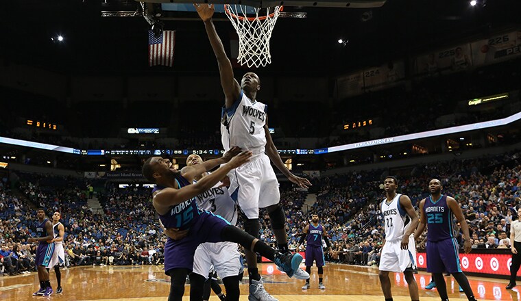 Charlotte se lleva la victoria del Target Center | Minnesota Timberwolves