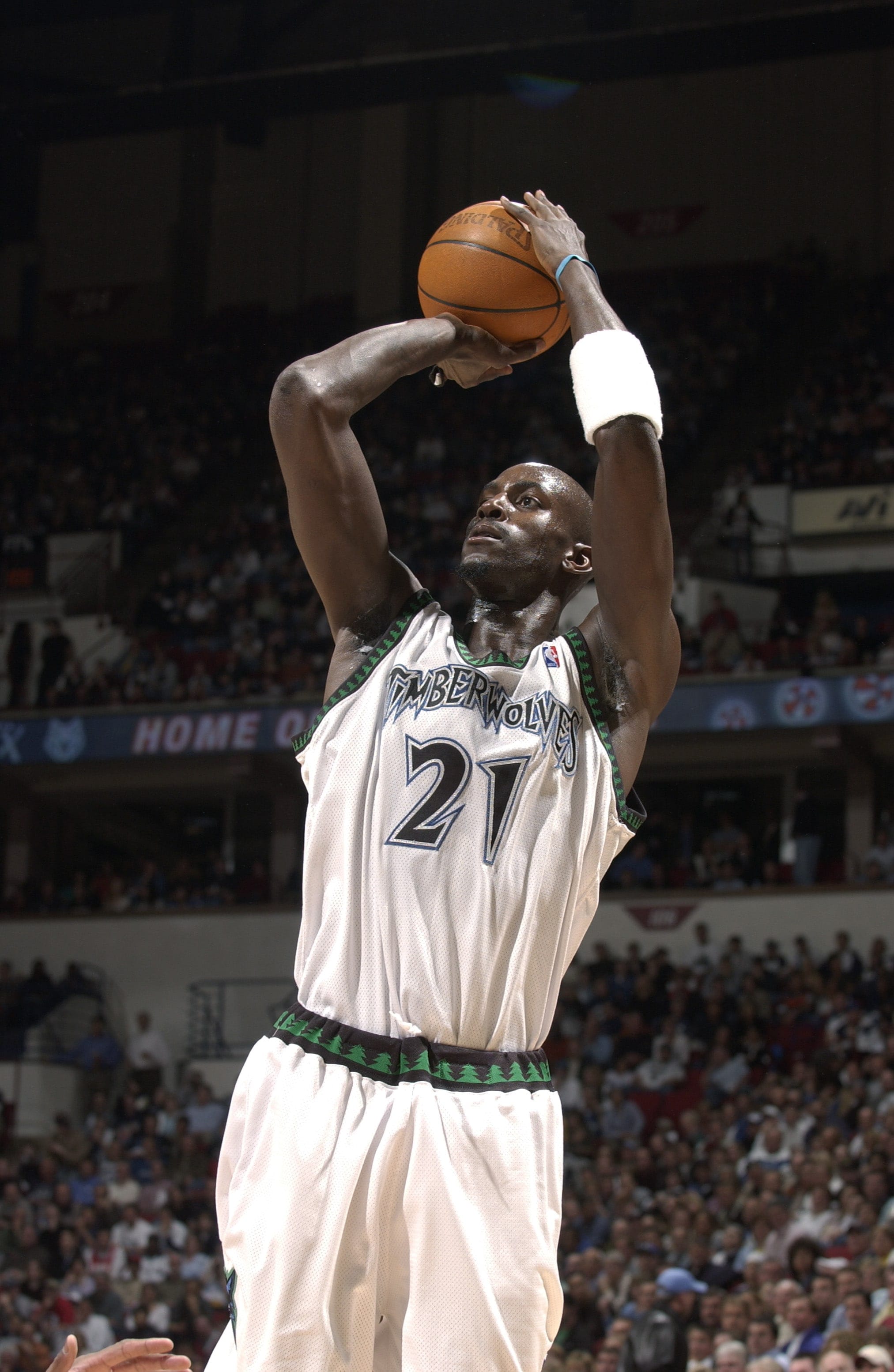 Top 10 Kevin Garnett Moments | Minnesota Timberwolves