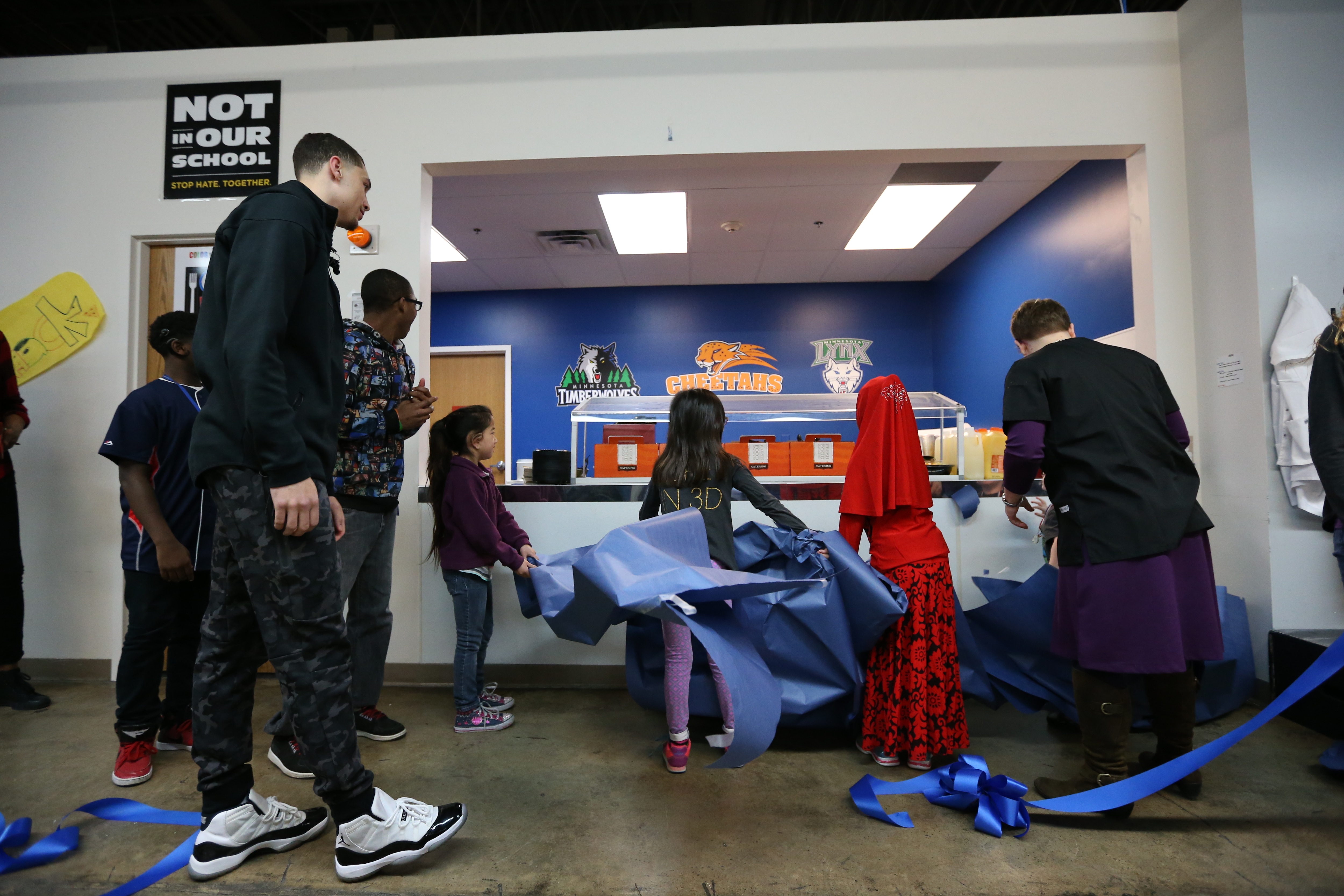 Photo Gallery | LaVine Unveils New Kitchen At Metro Deaf School Photo ...