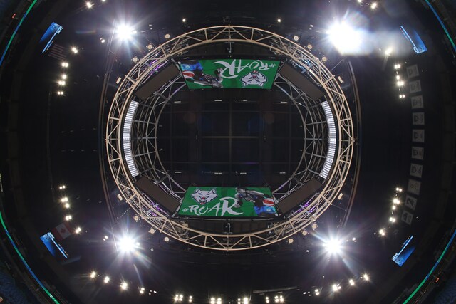 Gallery | The New Target Center Scoreboard Photo Gallery | NBA.com