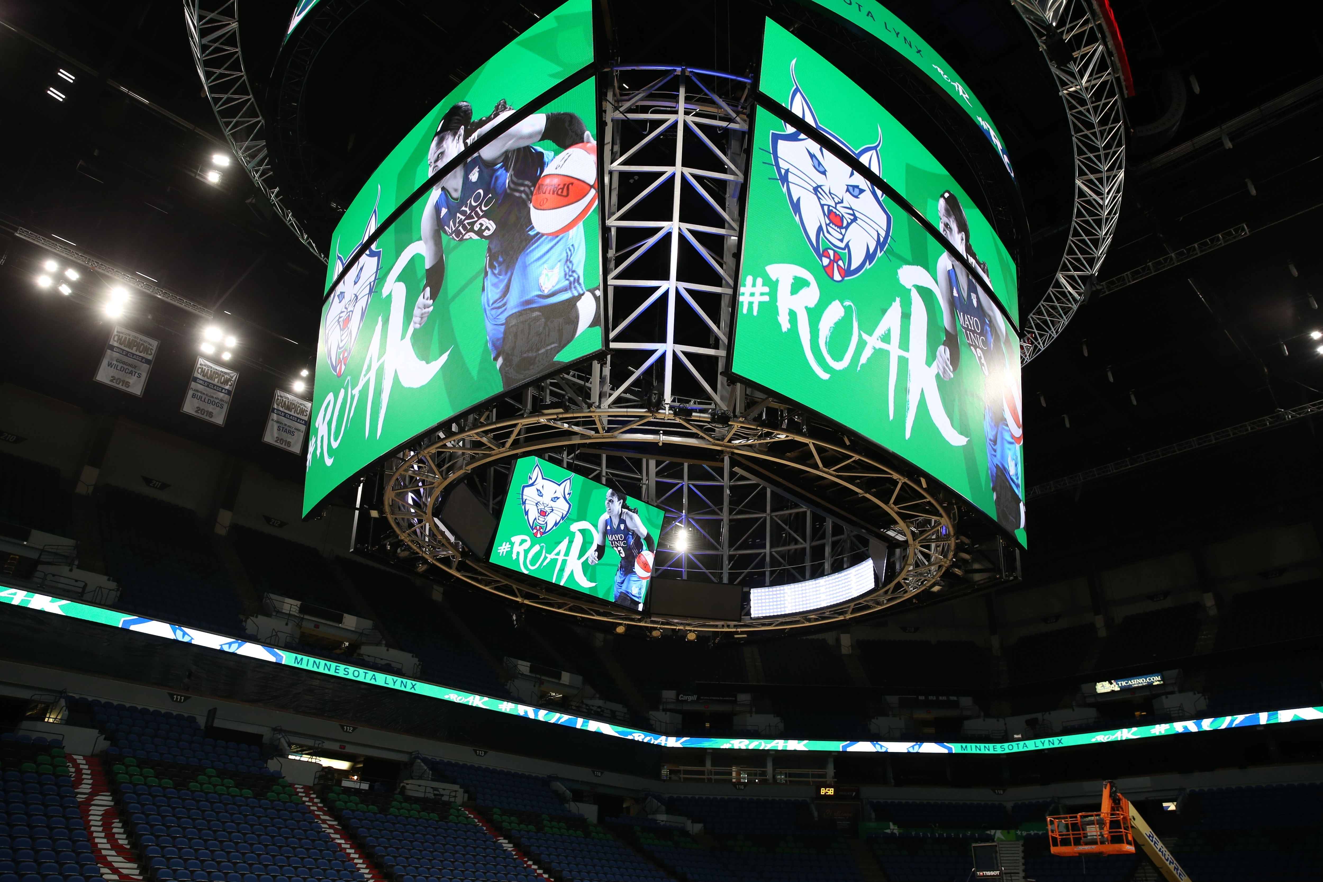 Gallery | The New Target Center Scoreboard Photo Gallery | NBA.com
