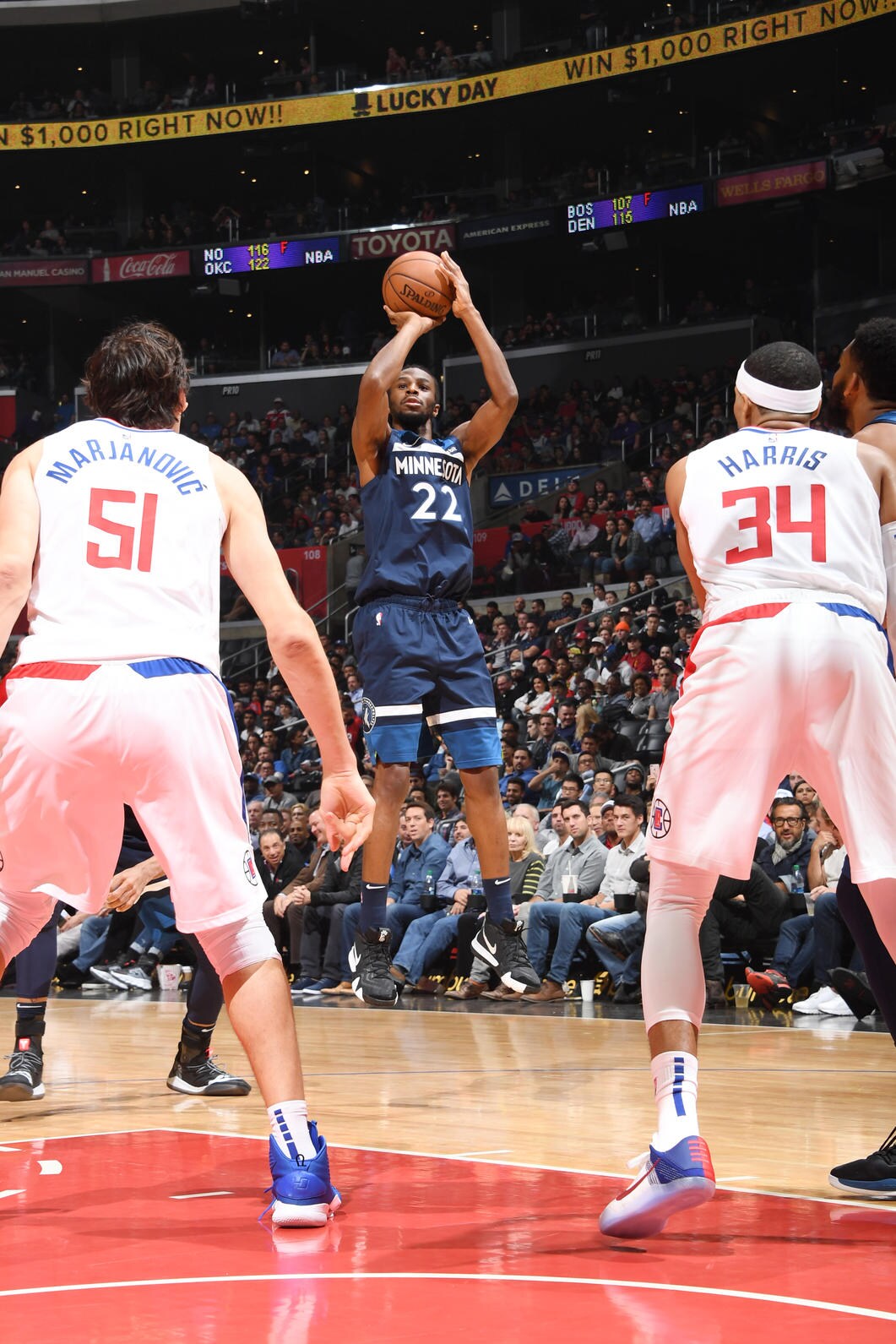 Gallery | Wolves at Clippers Photo Gallery | NBA.com