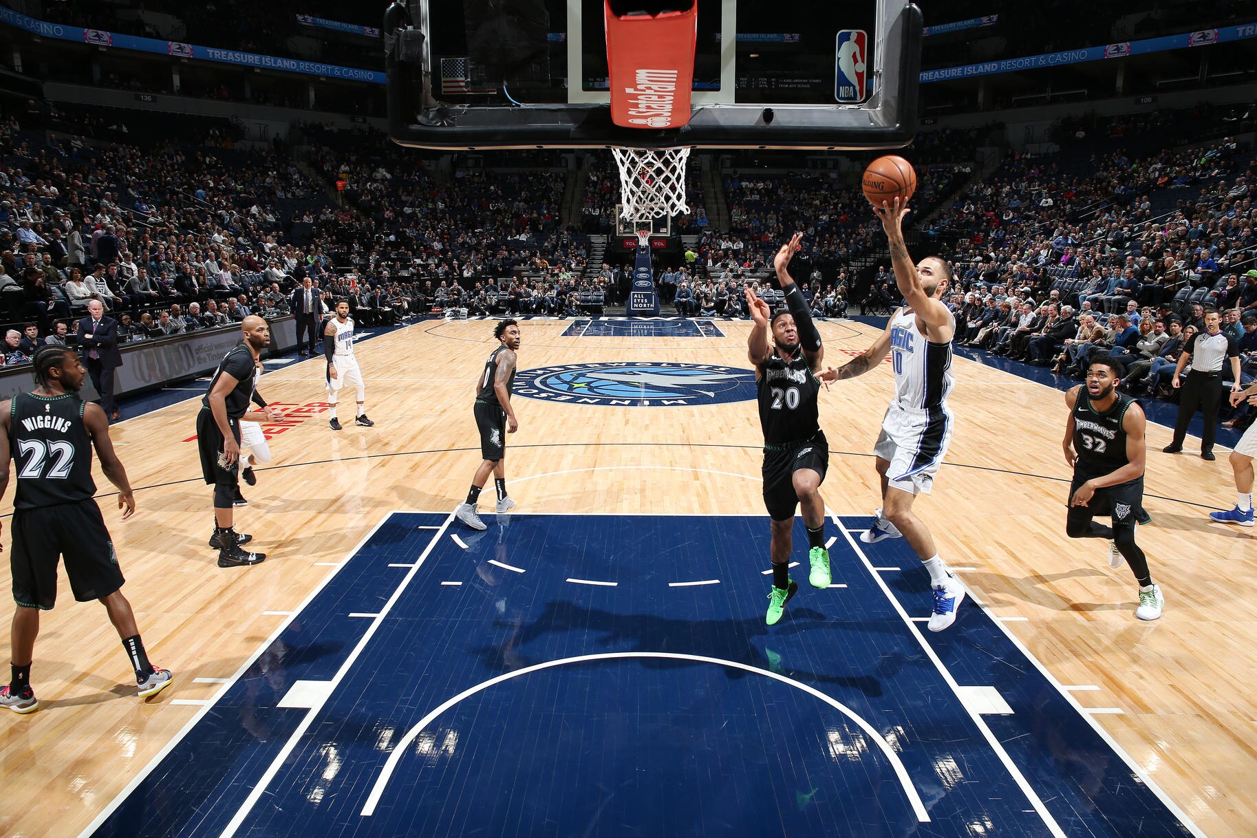 Gallery | Wolves Host Magic Photo Gallery | NBA.com