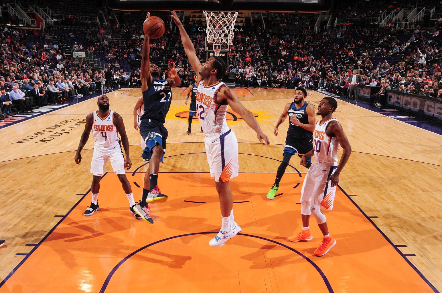 Gallery | Wolves At Suns Photo Gallery | NBA.com