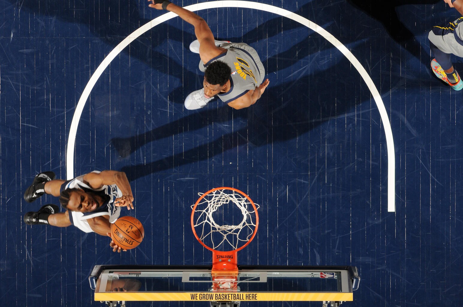 Gallery | Wolves at Pacers Photo Gallery | NBA.com