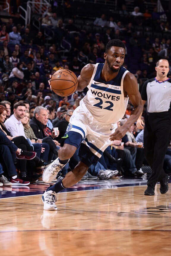 Gallery | Wolves at Suns Photo Gallery | NBA.com