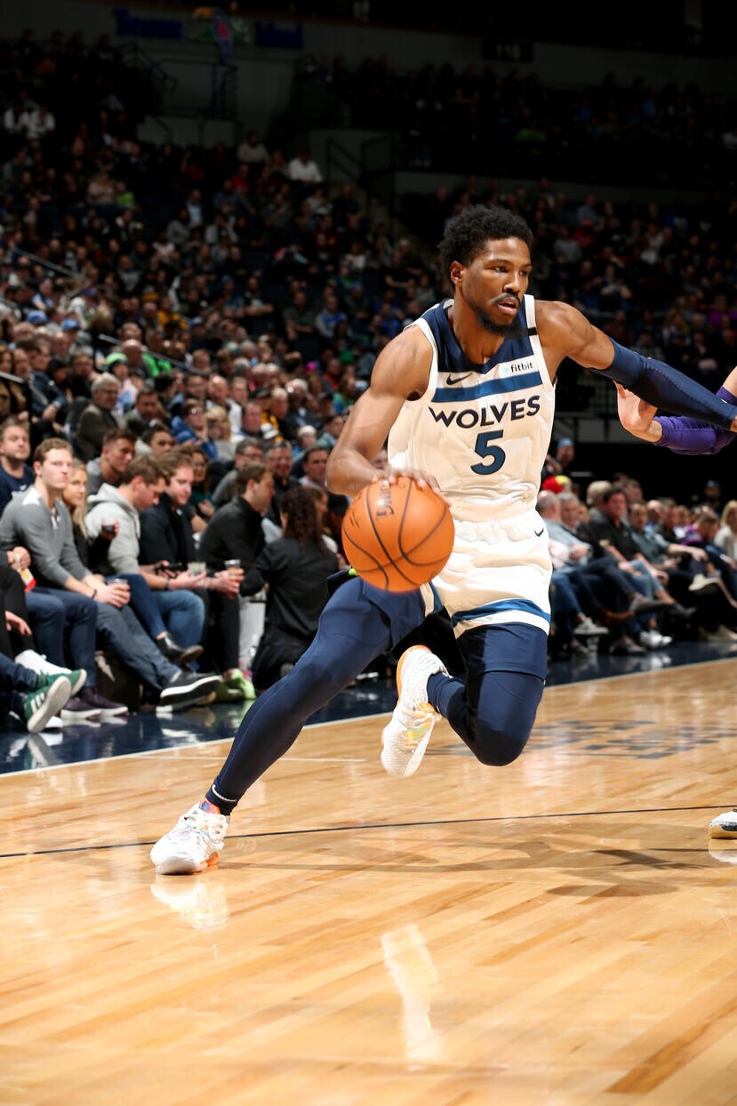 Gallery | Wolves vs. Hornets Photo Gallery | NBA.com