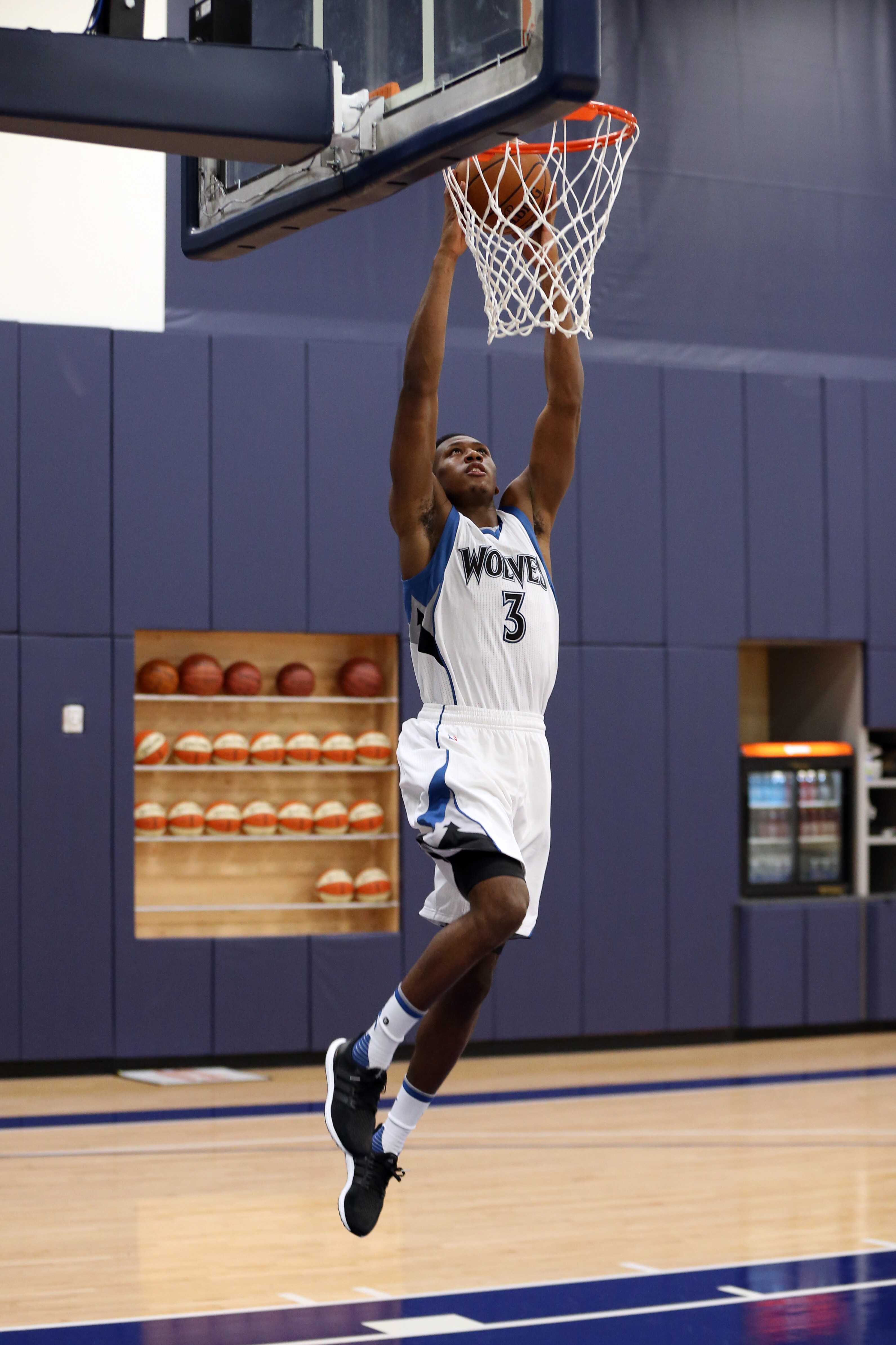 Gallery | Dunn Poses For Action Shots Photo Gallery | NBA.com