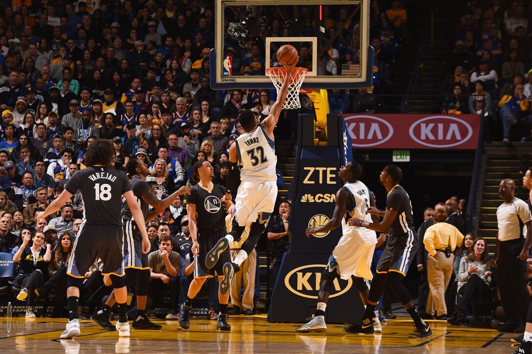 Gallery | Wolves at Warriors | Minnesota Timberwolves