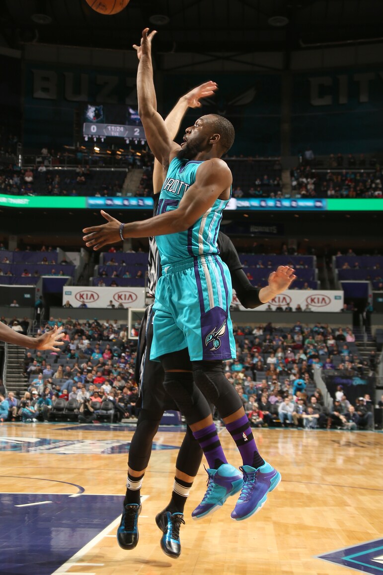 Gallery | Wolves at Hornets Photo Gallery | NBA.com