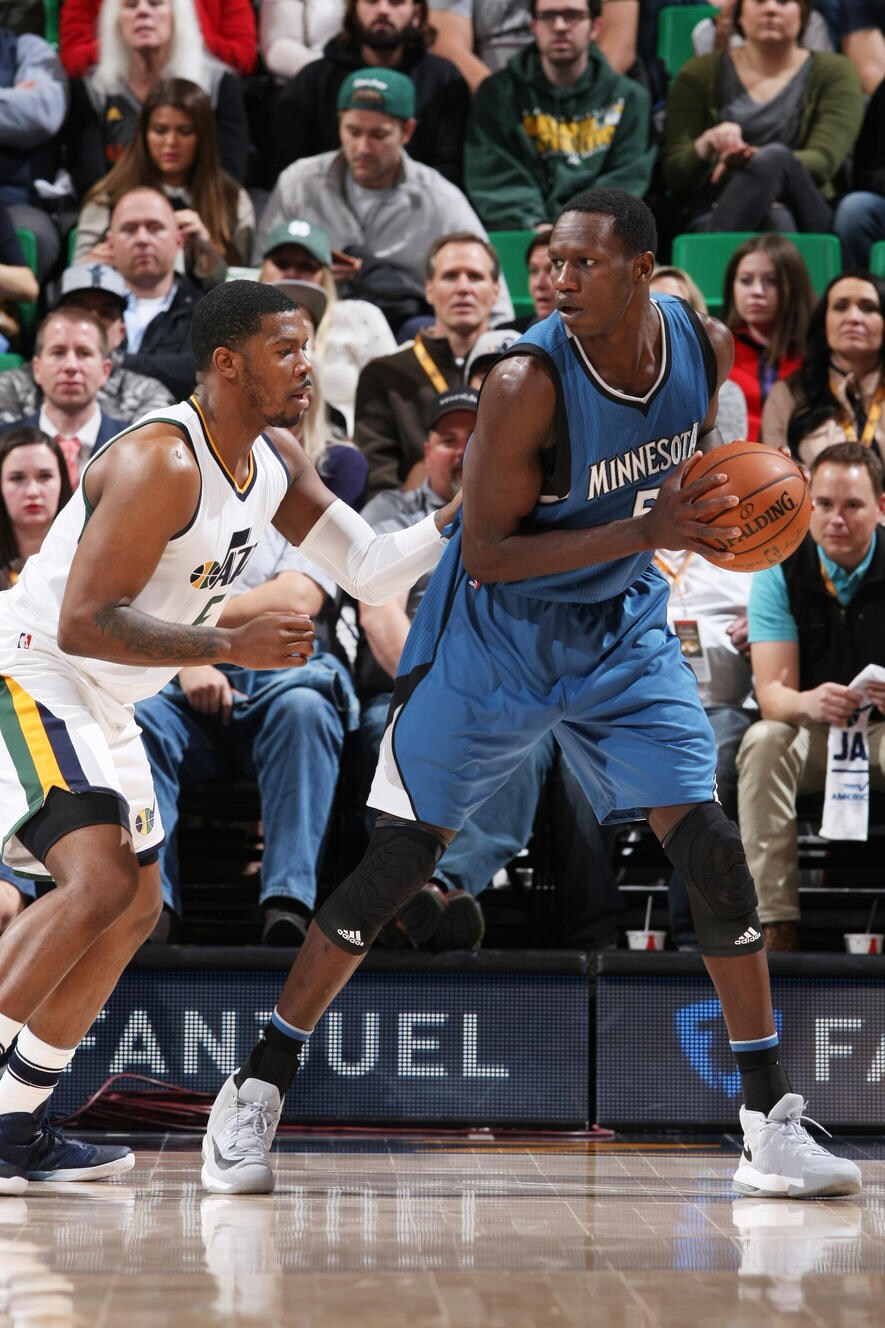 Gallery | Wolves Beat Jazz Photo Gallery | NBA.com