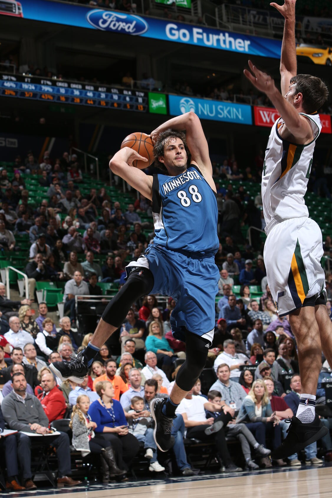 Gallery | Wolves Beat Jazz Photo Gallery | NBA.com