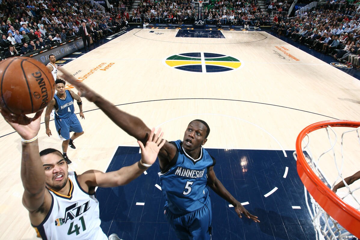 Gallery | Wolves Beat Jazz Photo Gallery | NBA.com