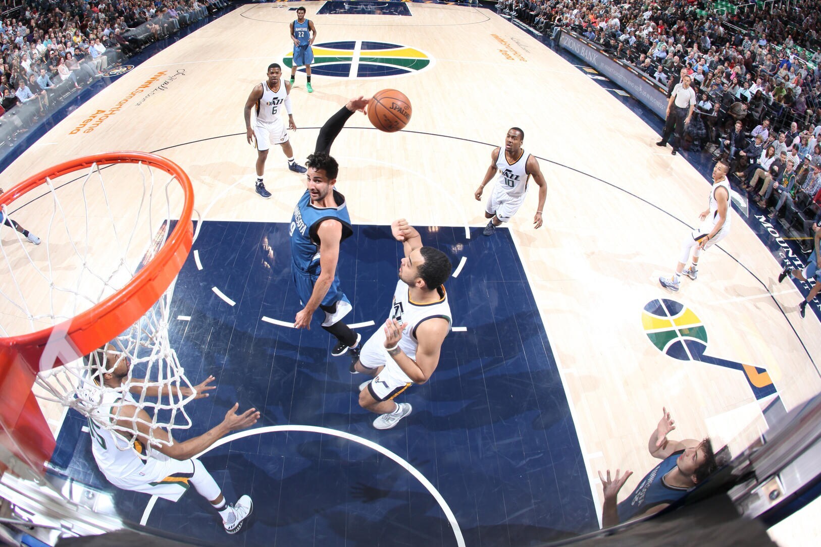 Gallery | Wolves Beat Jazz Photo Gallery | NBA.com