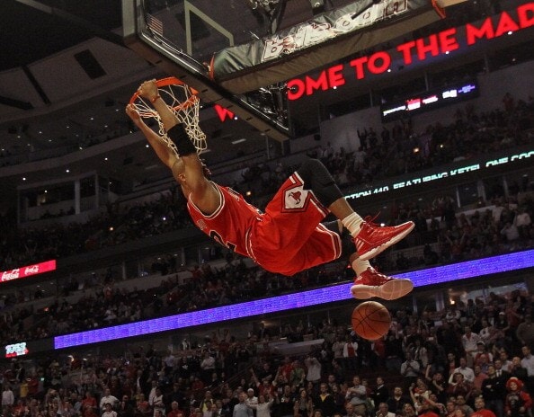 taj gibson putback dunk