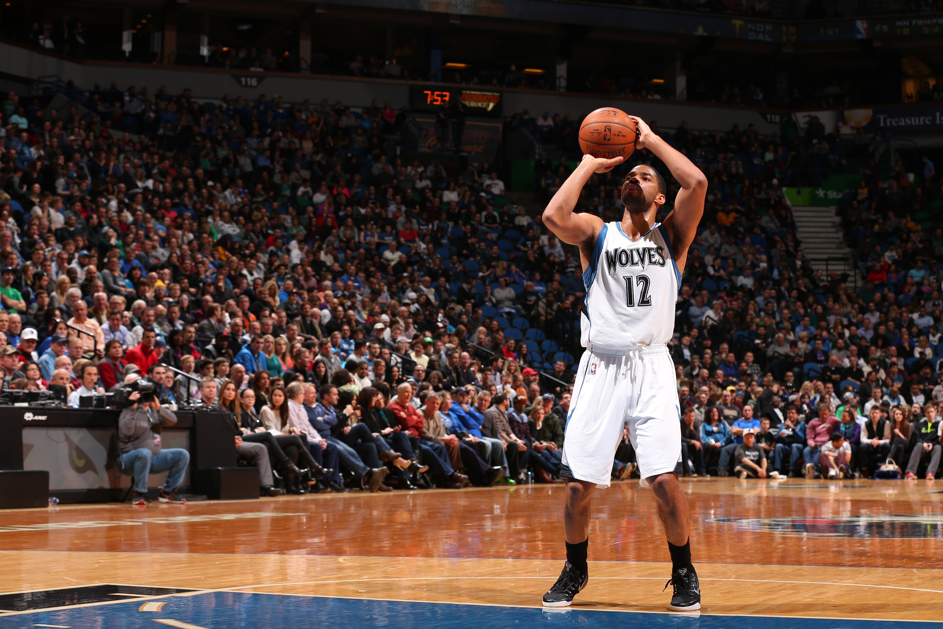 A Season In Photos | Gary Neal | Minnesota Timberwolves