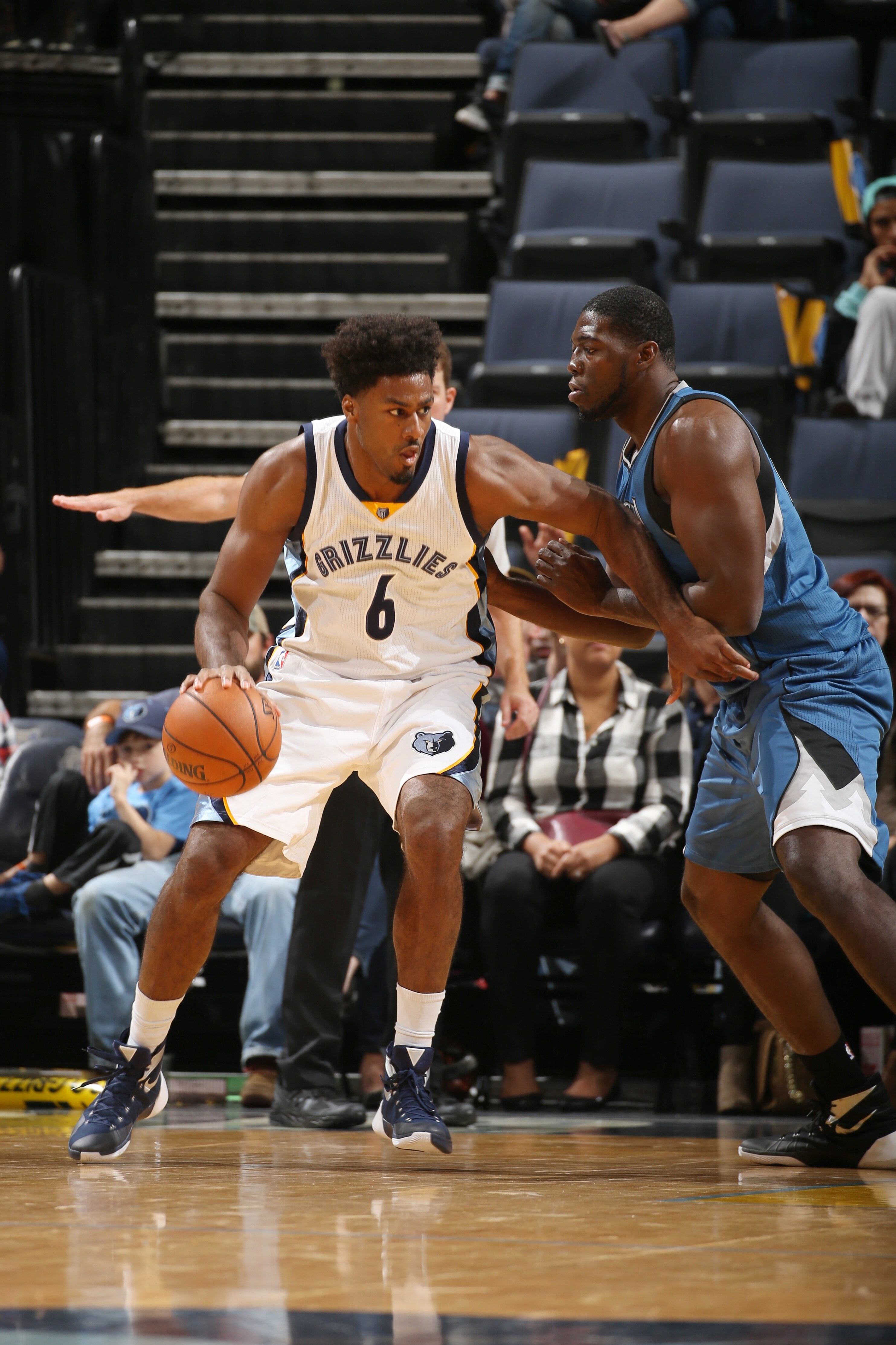 Photo Gallery | Wolves Fall To Grizzlies In Preseason Photo Gallery ...