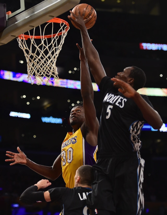 Photo Gallery | Season Opener Photo Gallery | NBA.com