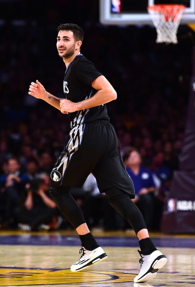 Photo Gallery | Season Opener Photo Gallery | NBA.com