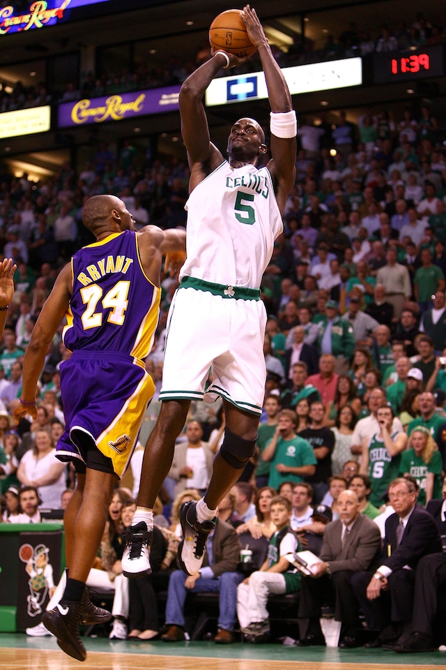 KG & Kobe Through The Years Photo Gallery | NBA.com