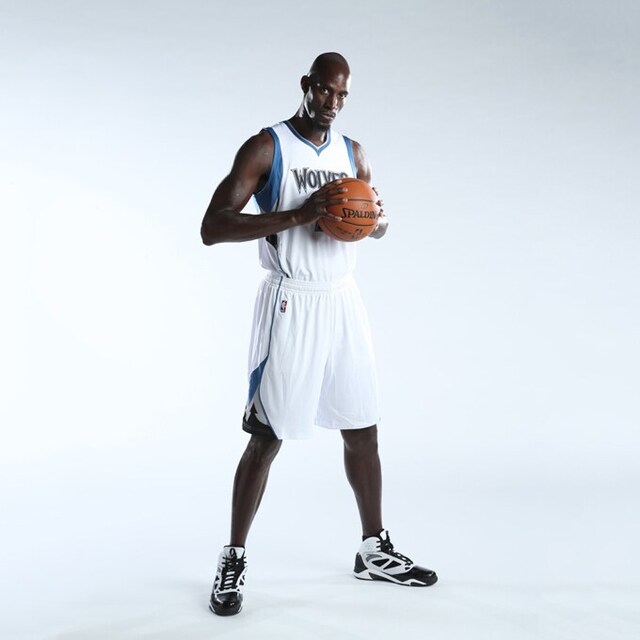 Photo Gallery | KG's First Day Back In Minnesota Photo Gallery | NBA.com