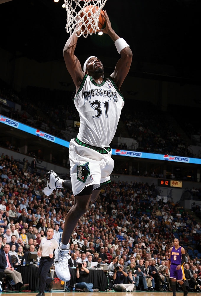 Flashback Friday 2013-14 Photo Gallery | NBA.com