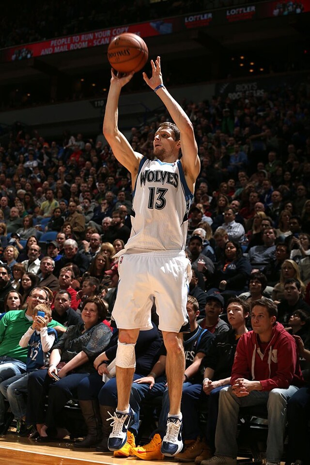 Wolves vs. Knicks Gallery | Feb. 8, 2013 Photo Gallery | NBA.com