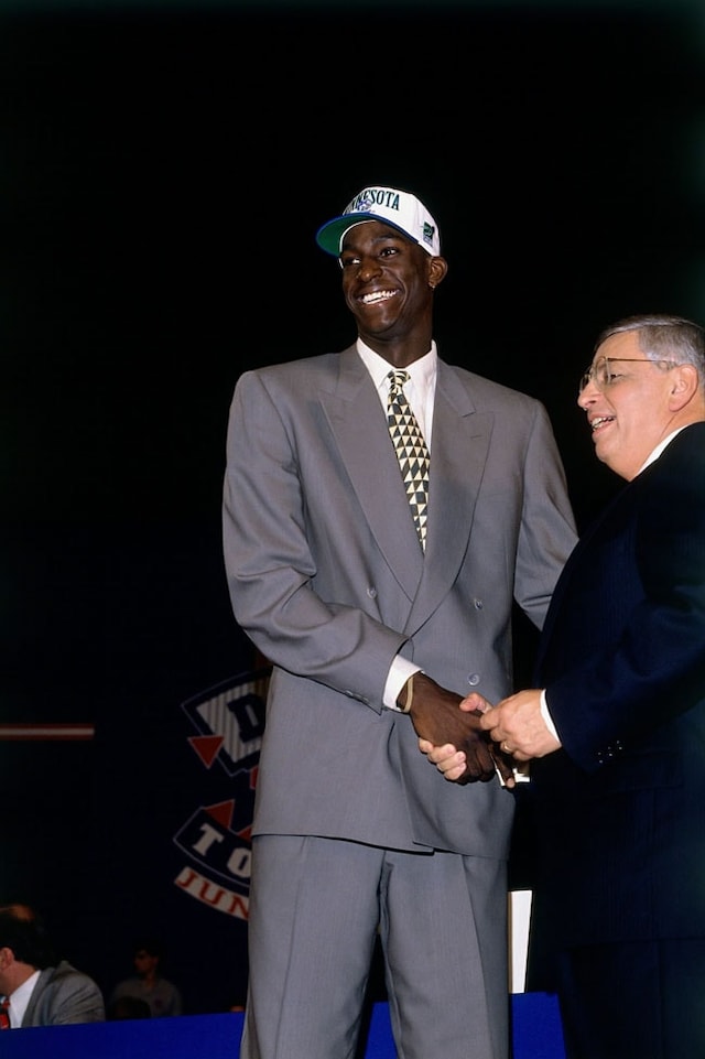 1995 Draft Throwback | Kevin Garnett Photo Gallery | NBA.com
