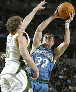 2003-04 Fred Hoiberg Photo Gallery | Minnesota Timberwolves
