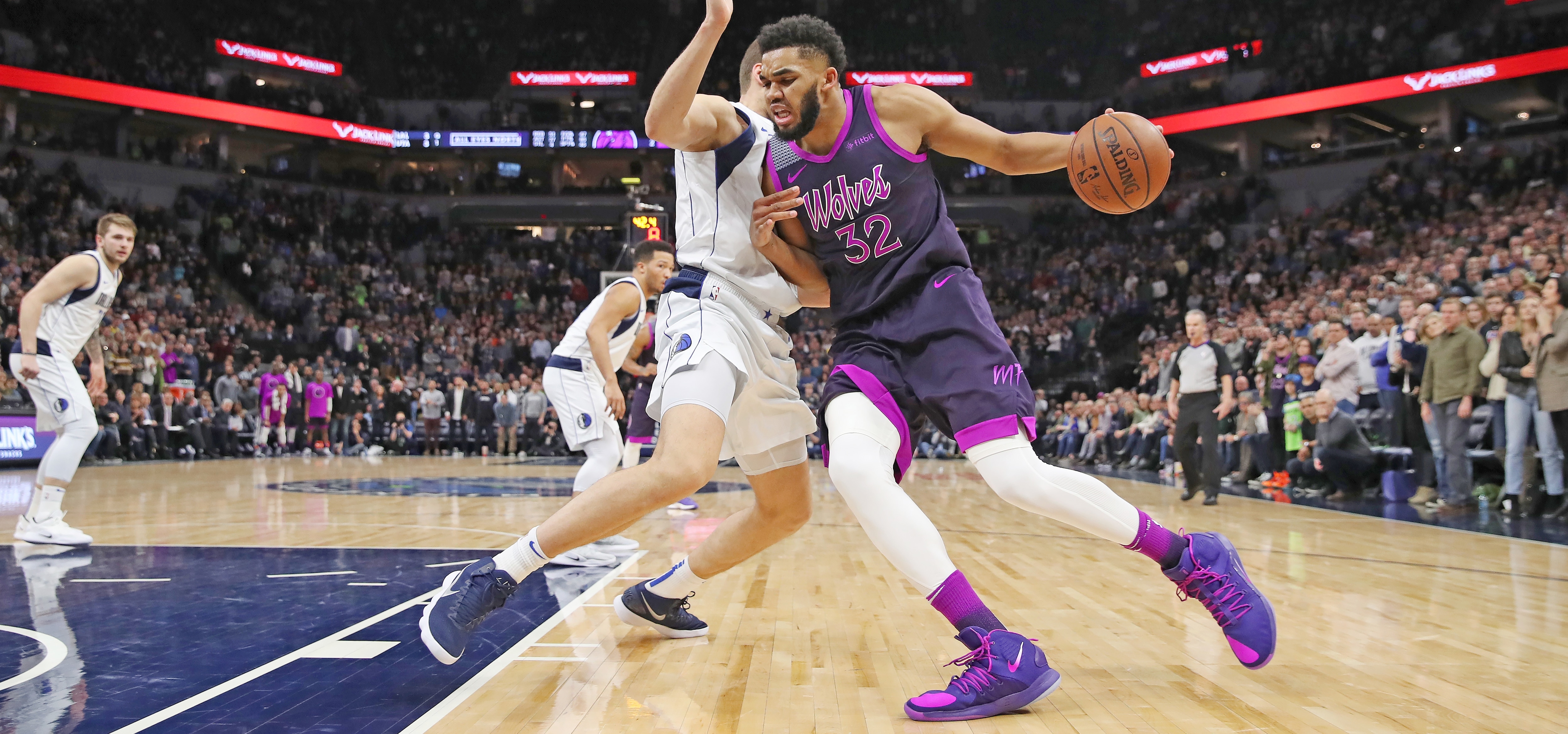 Wolves Come Back But Are Narrowly Defeated By Mavericks | NBA.com