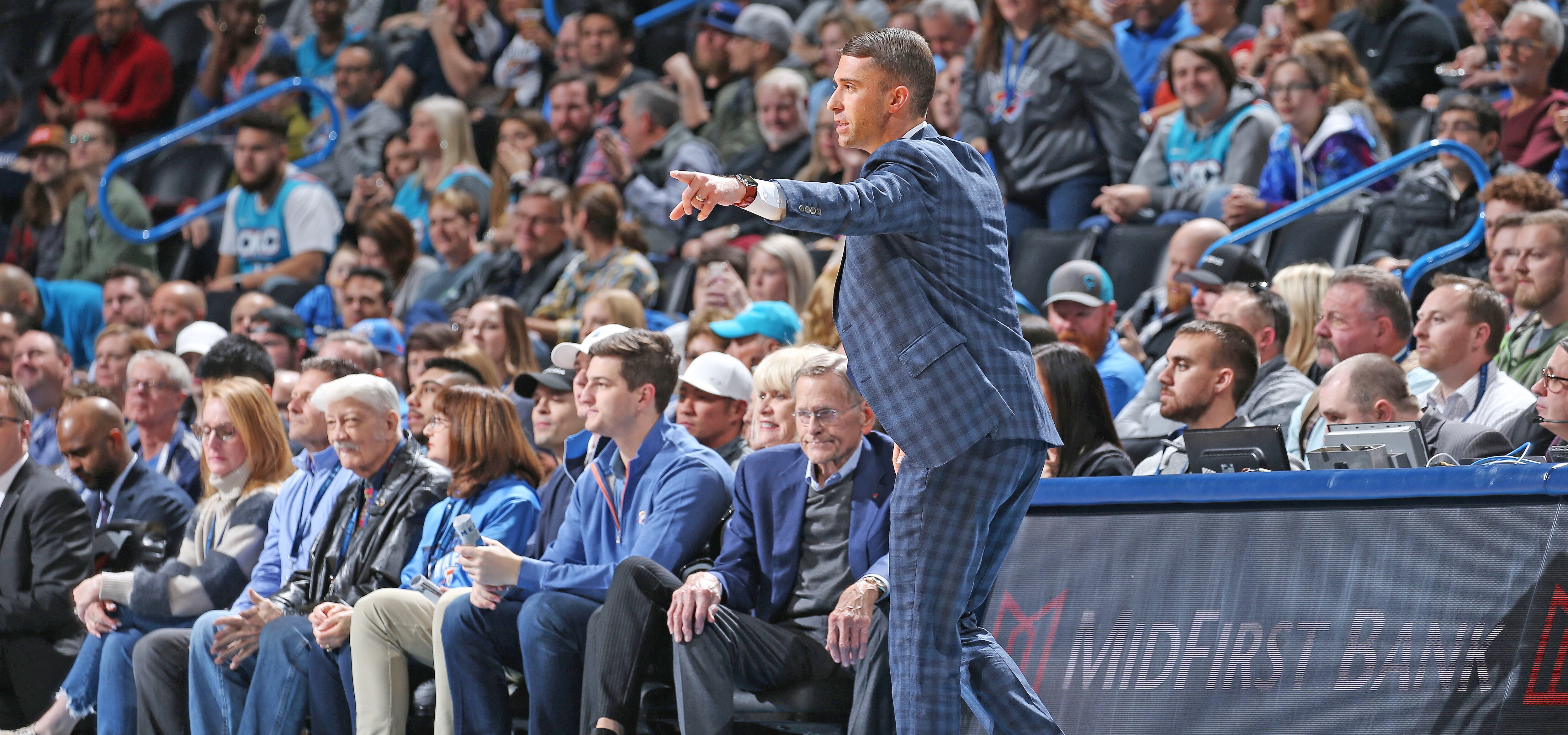 Saunders Leads Wolves To Emotional Win In Debut | Minnesota Timberwolves