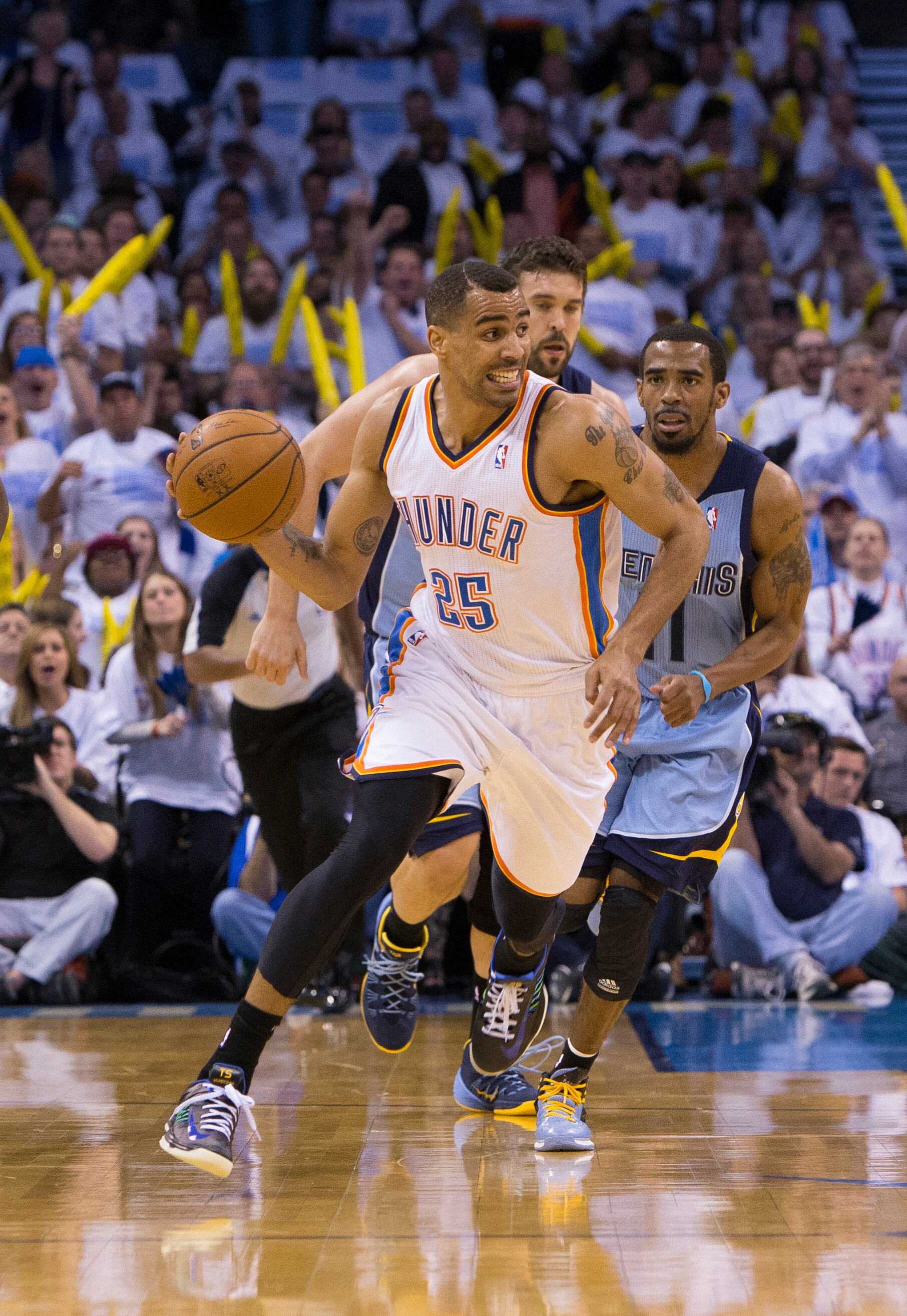 Photo Gallery: 2014-15 Atlanta Hawks | Minnesota Timberwolves