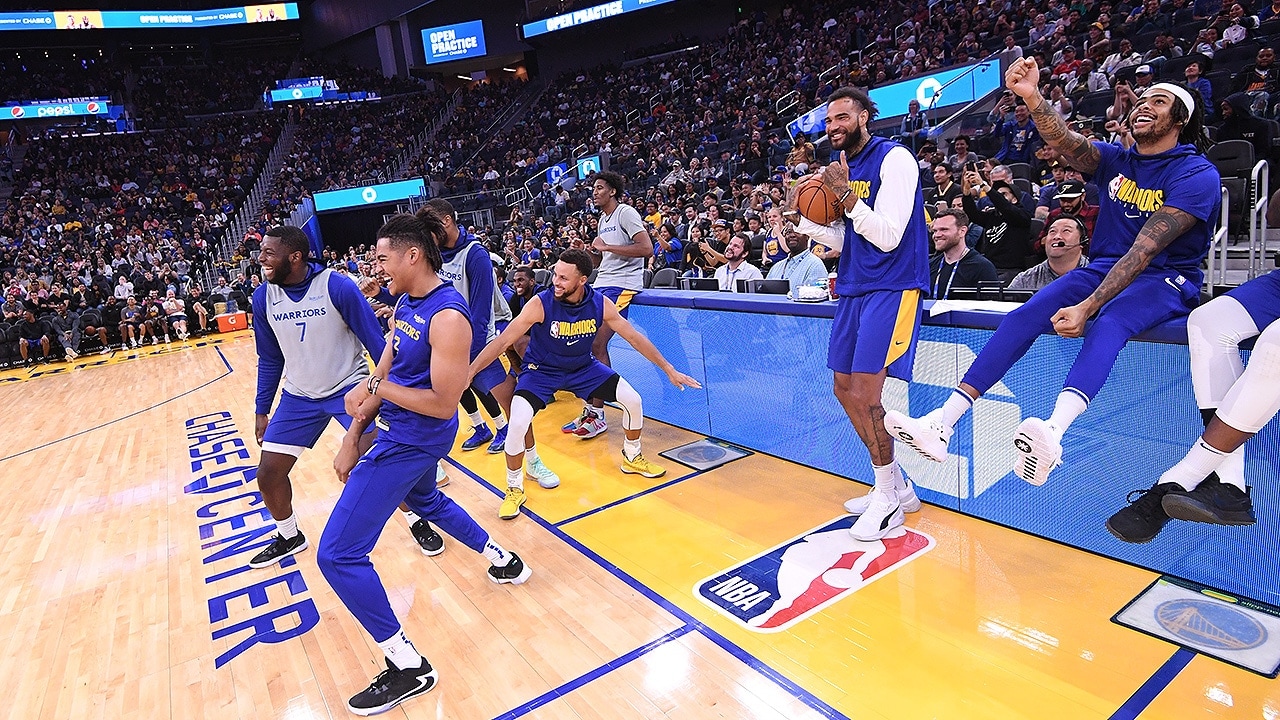 Warriors Put On a Show at Open Practice | Golden State Warriors